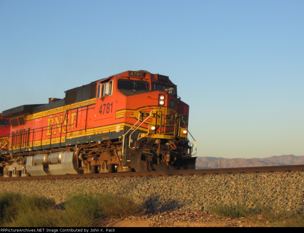BNSF 4781
